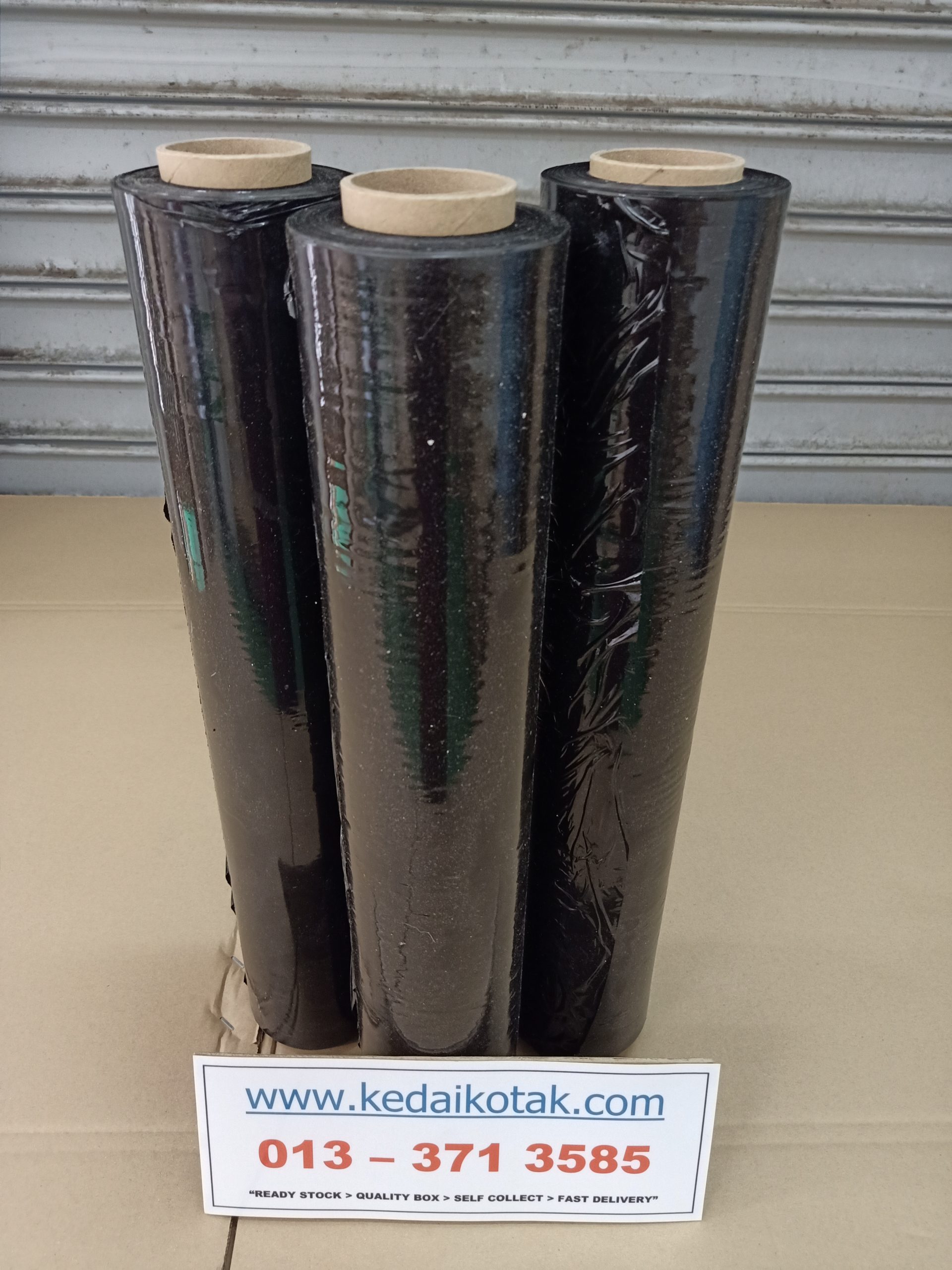 PL-14 : PLASTIC WRAPPING HITAM (BLACK STRETCH FILM) – KedaiKotak.com